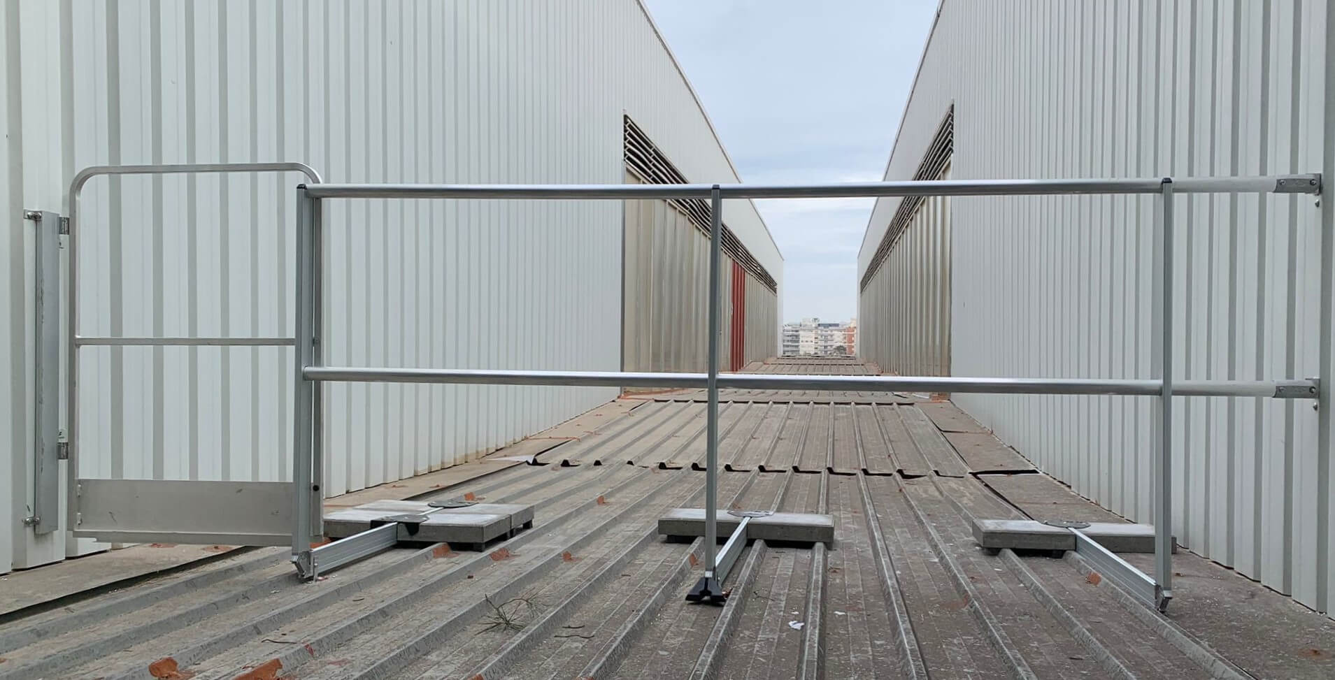 ¿Dónde instalar barandillas de seguridad? - YPSOS